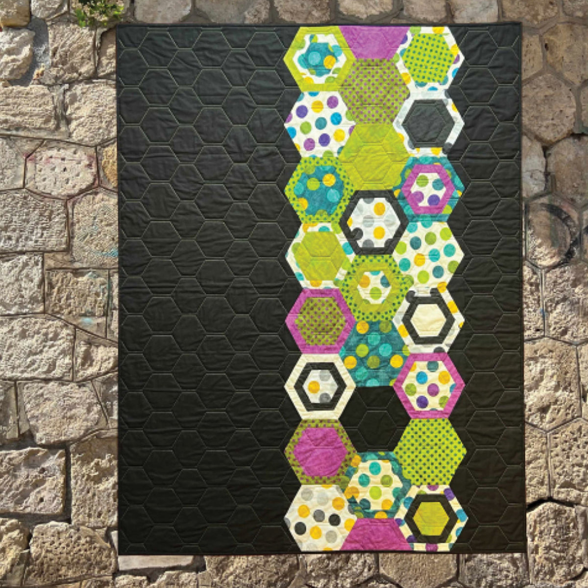 CUT LOOSE PRESS - Hexagon Alley Pattern – Artistic Quilts with Colors Inc.